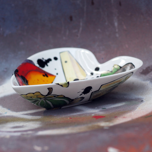 Love at First Bite Heart Dish – Stokes Croft China & PRSC Shop